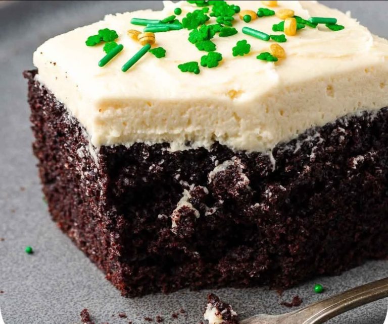 Chocolate Guinness Cake with Baileys Buttercream Frosting – Cook For You
