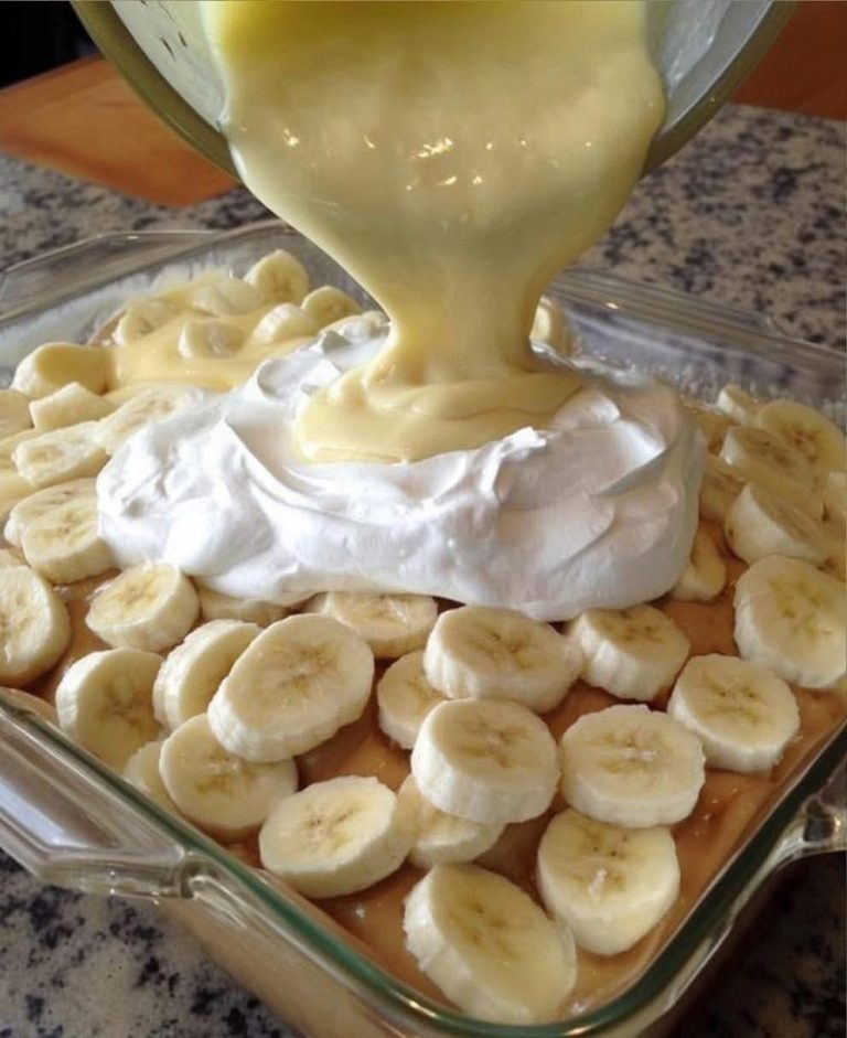 Paula Deen’s “Not Yo’ Mama’s Banana Pudding – Cook For You