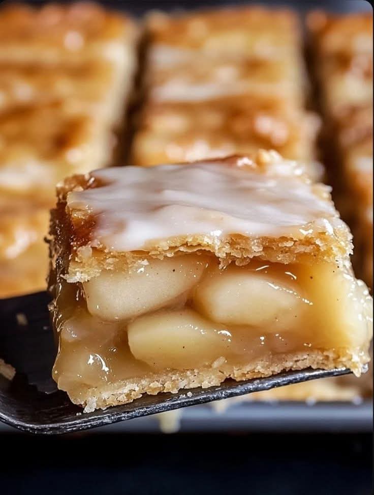 Chicago-Style Bakery Apple Slices Recipe – Cook For You