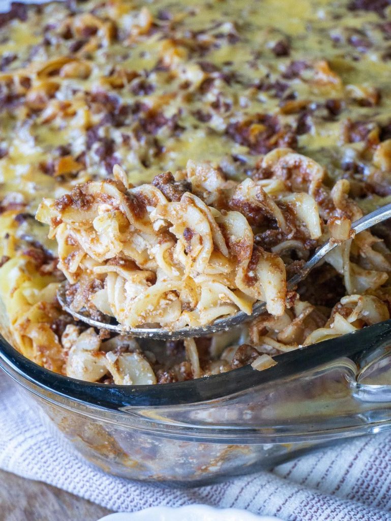 Classic Family-Style Pasta & Cheese Casserole – Cook For You
