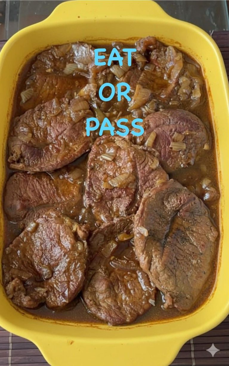 Tender Braised Beef Steaks with Onion Gravy – Cook For You